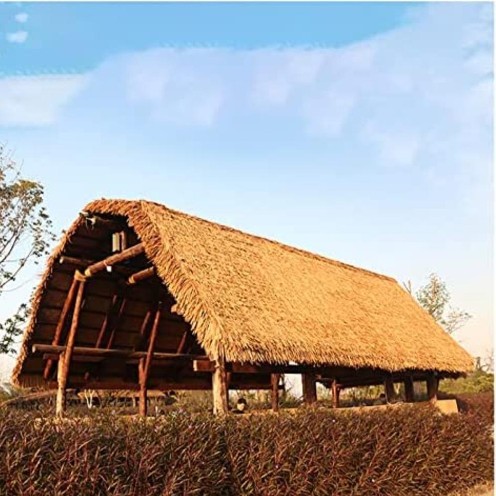 D5 Synthetic Palm Tiki Thatch Roll 24x17